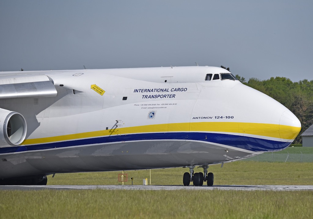 Antonov airplanes including the An-124 Ruslan, An-225 Mriya, An-22, An ...